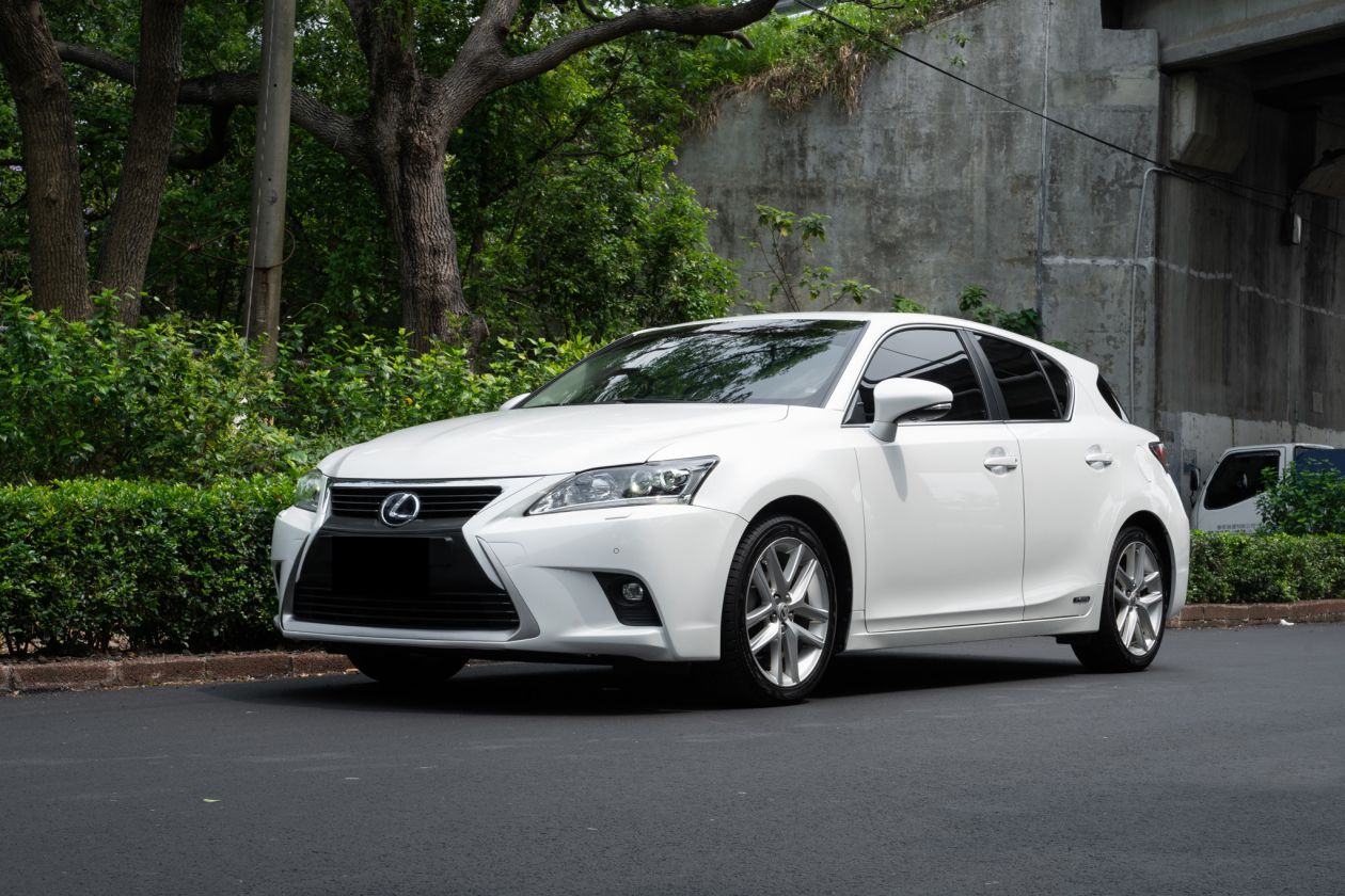 LEXUS CT200h 豪華 頂級版 / 小改款#4222 LEXUS第三方認證 - 船長車庫