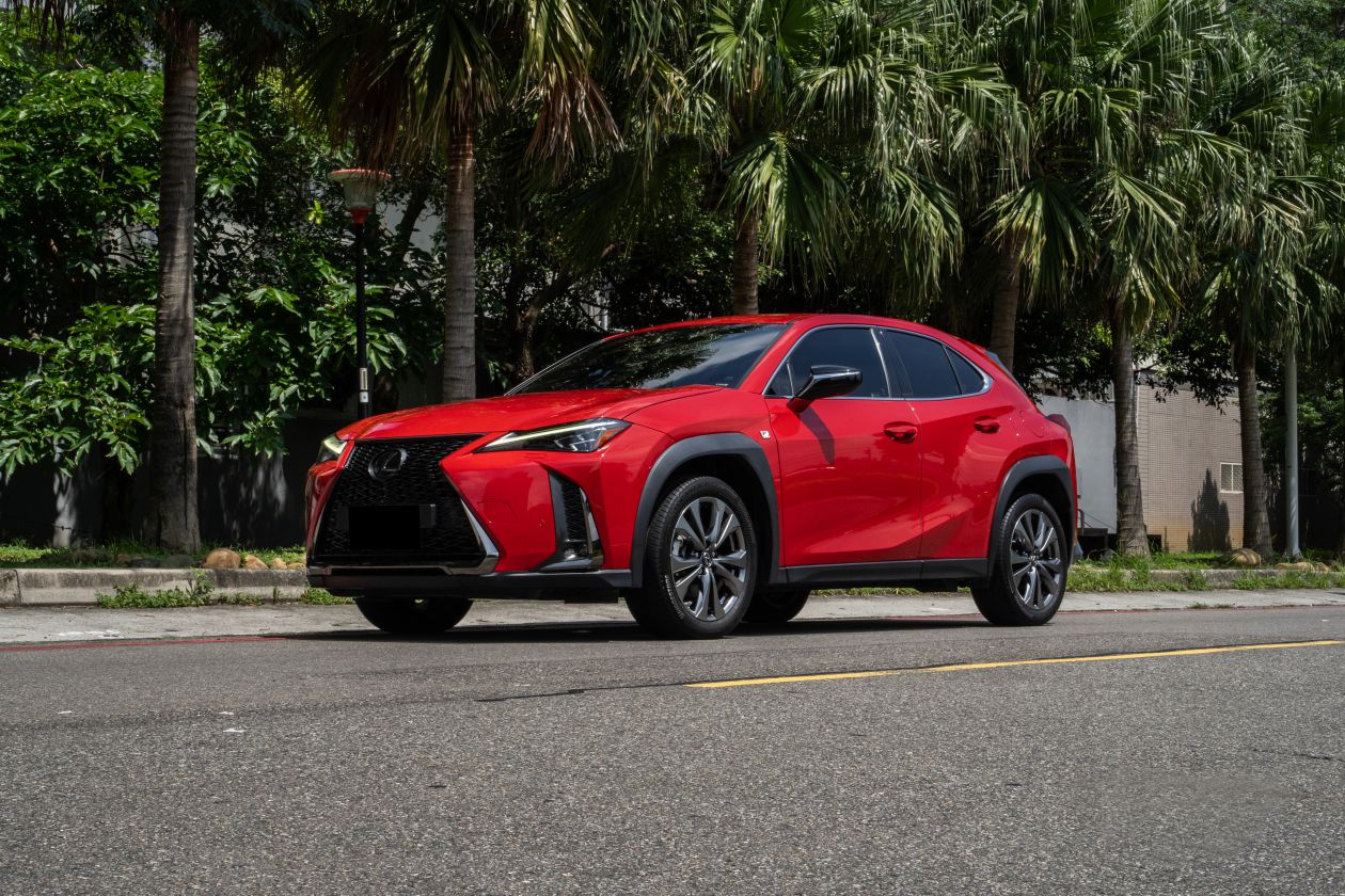 2020 Lexus UX200 F Sport 限量勁化版#8641 LEXUS第三方認證 - 船長車庫